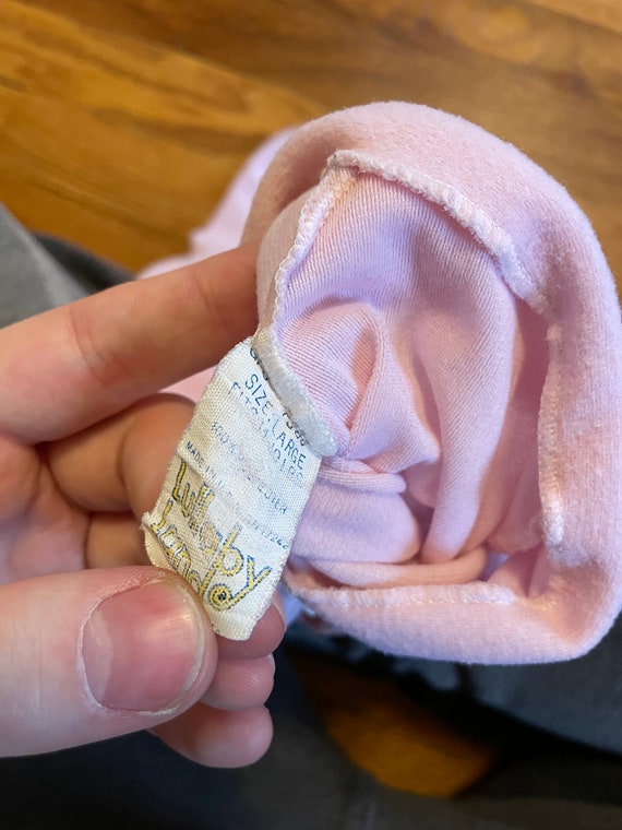 Vintage 1972 Holly Hobbie Onesie, Pink Baby Pajamas (… - Gem