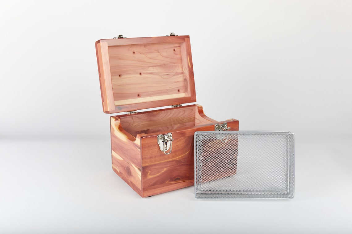 Cedar Executive Shoe Shine Box - Etsy