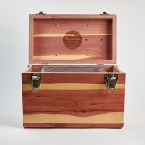 Cedar Elite Shoe Shine Box - Etsy