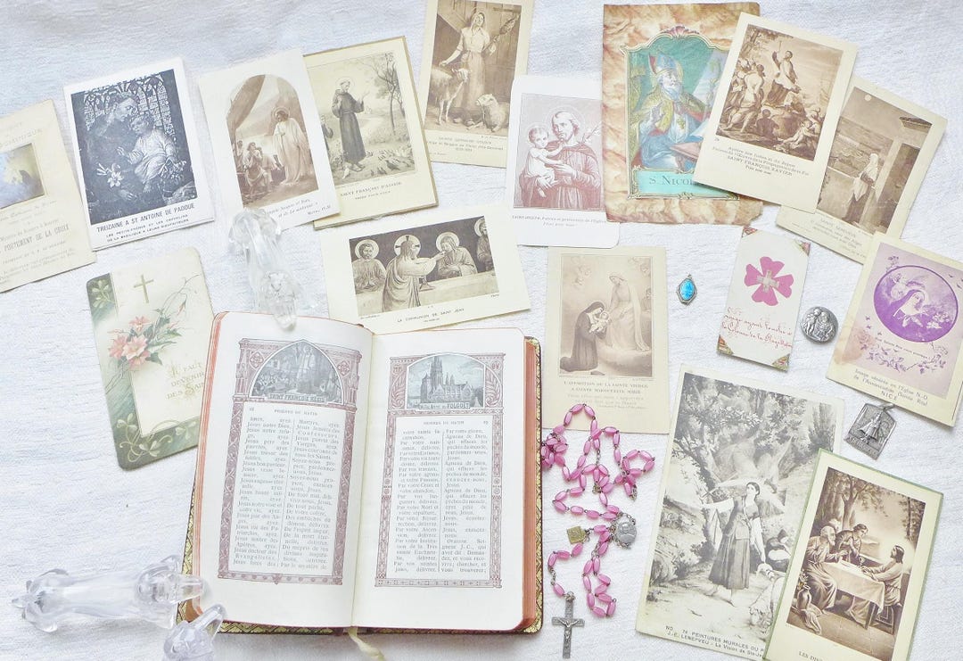 Vintage French Prayer Book Missel, Catholic Saint Medals, Medal La ...