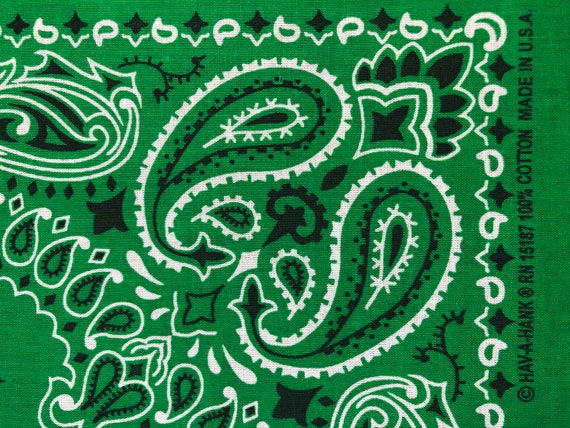 Green Bandana Pattern