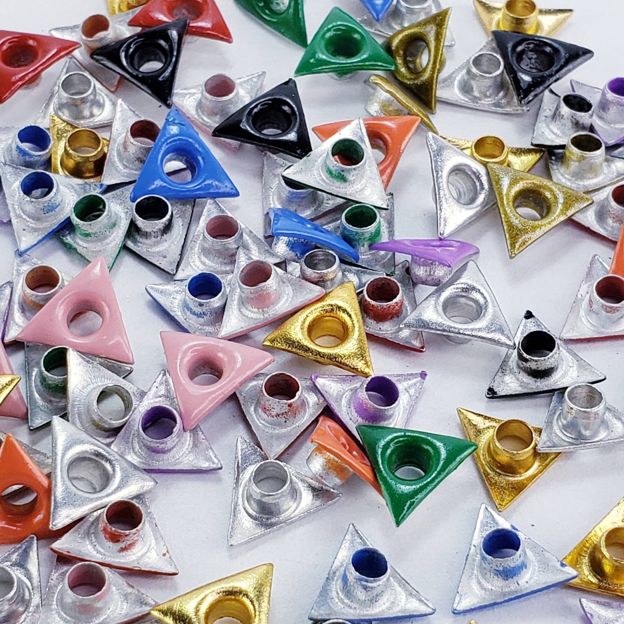 100 Triangle Eyelets 1/8" Scrapbooking Embellishments 10 Colors ...