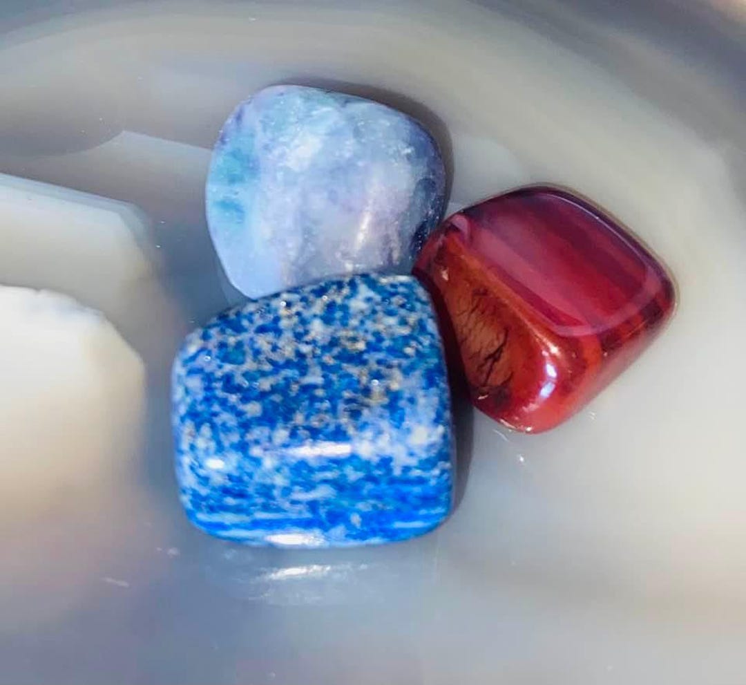 Full Moon Altar Stone - Creates A Powerful Altar for Stronger Spells ...