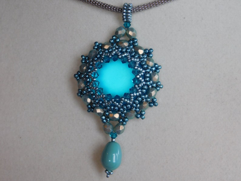 Beaded Pendant Pattern, Pendant Tutorial, Lunasoft Cabochon, Swarovski Bicone, Firepolish Beads ...