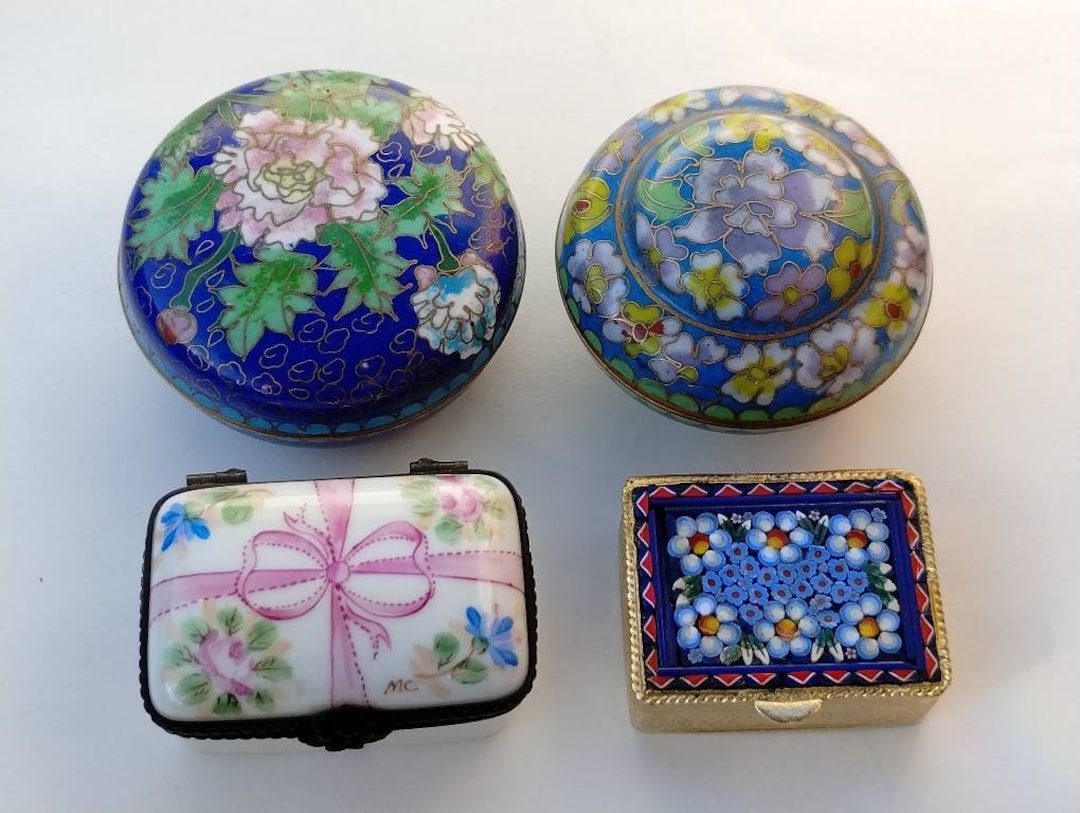Vintage Pill Box Jewelry Box Listing is for One - Etsy