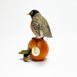 Robin on Apple 03666 Handpainted Sculpture, Country Artists Figurines ...