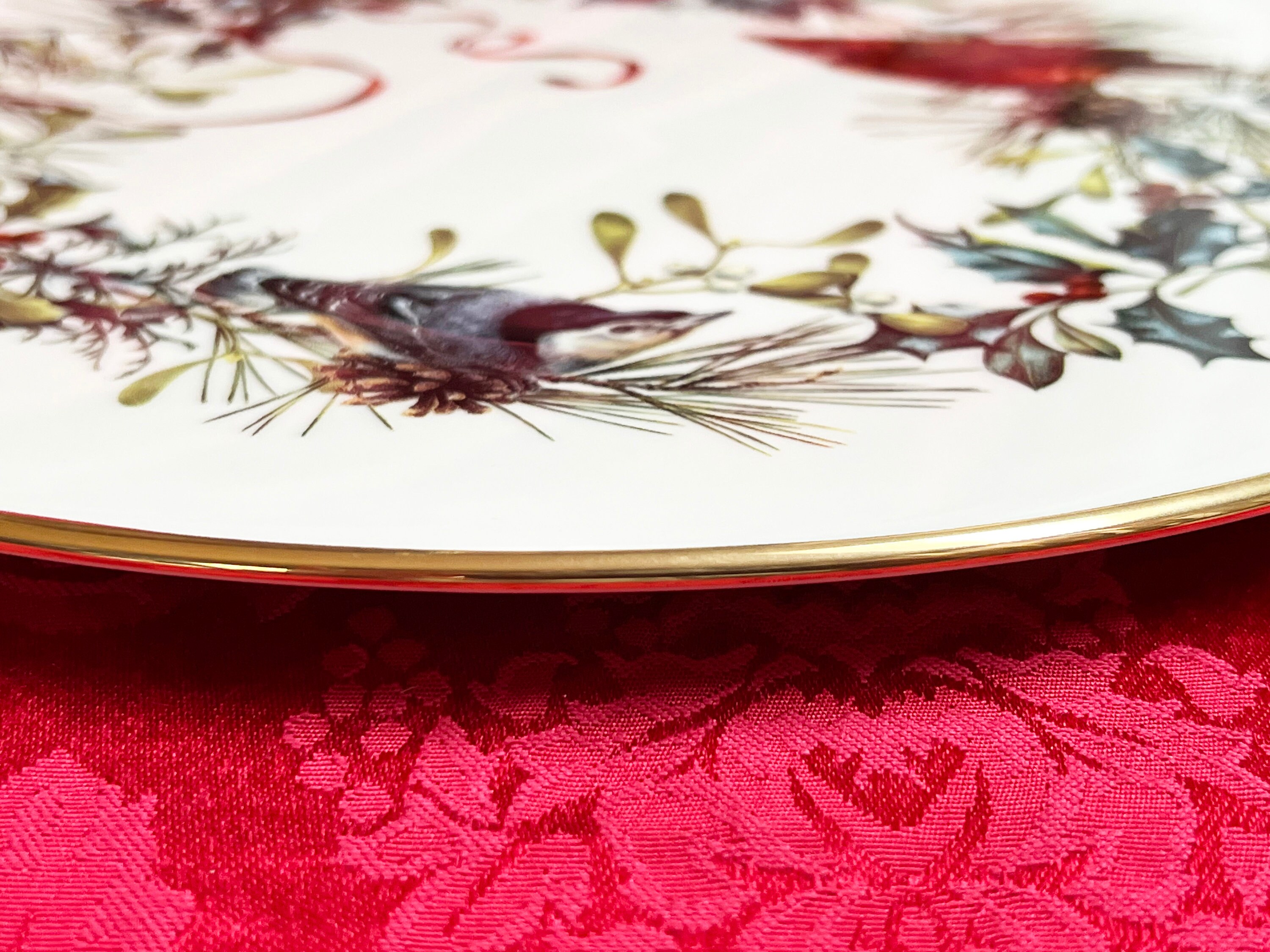 Lenox Winter Greetings Cake Plate, Winter Greetings China, Cake Plates ...