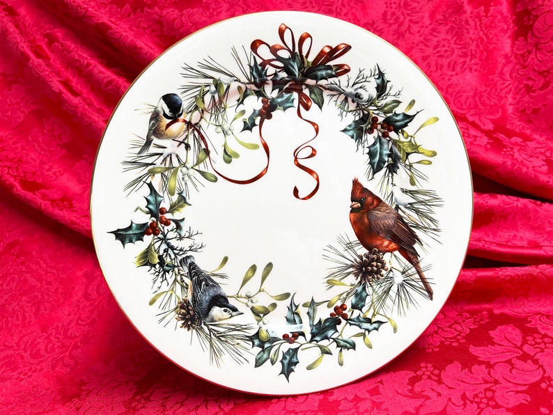 Winter Greetings Dinner Plate, Lenox Winter Greetings China, Cardinals, Holiday Dinnerware ...