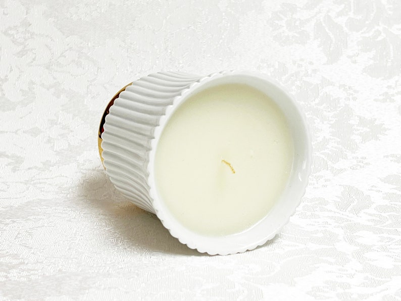 Estee Lauder Pure White Linen Scented Candle, Designer Perfumed Candles ...