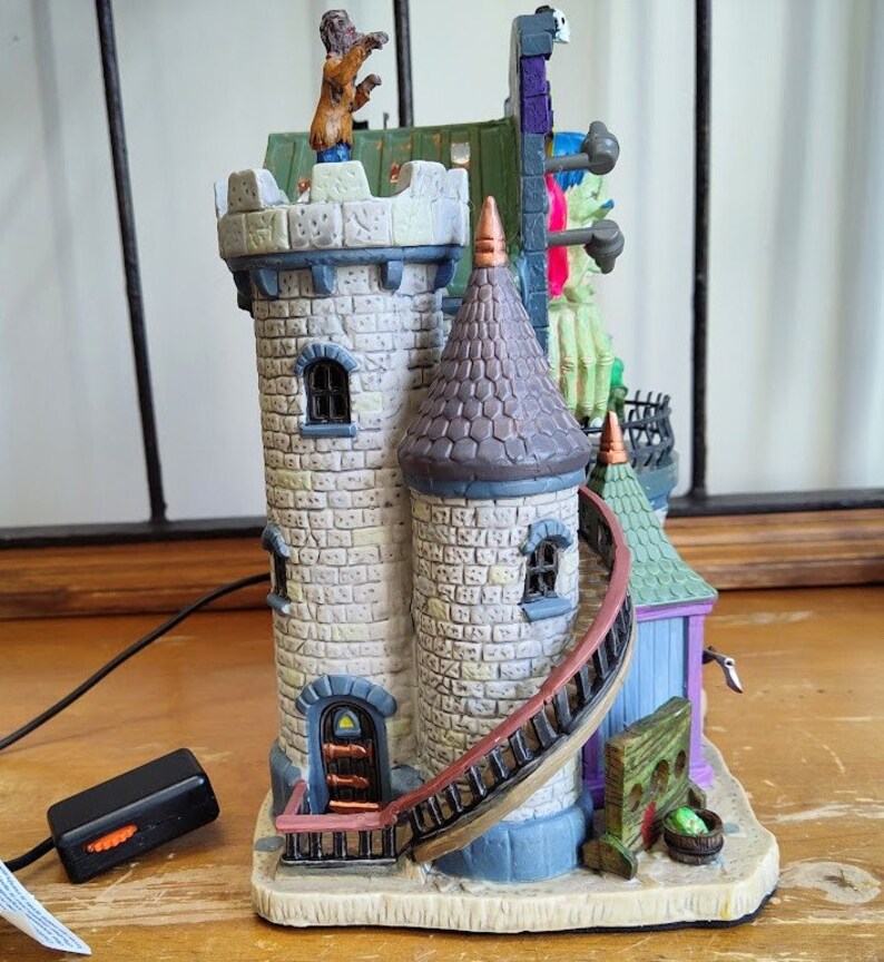 Lemax Spooky Town Collection Spooky Town Funhouse New in Box! Halloween ...
