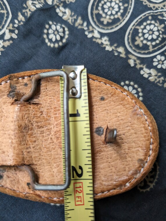 Assault Rifle Gun Leather Belt Buckle - Gem