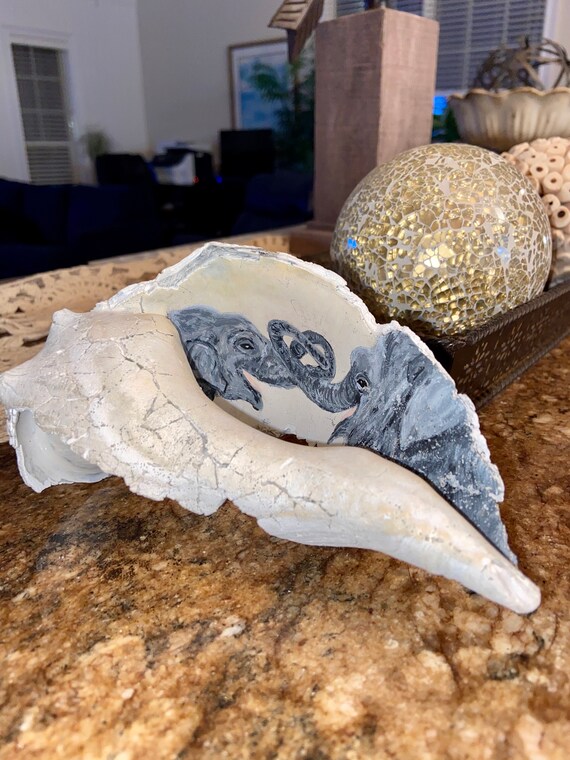 Conch Shell Elephant Love - Etsy