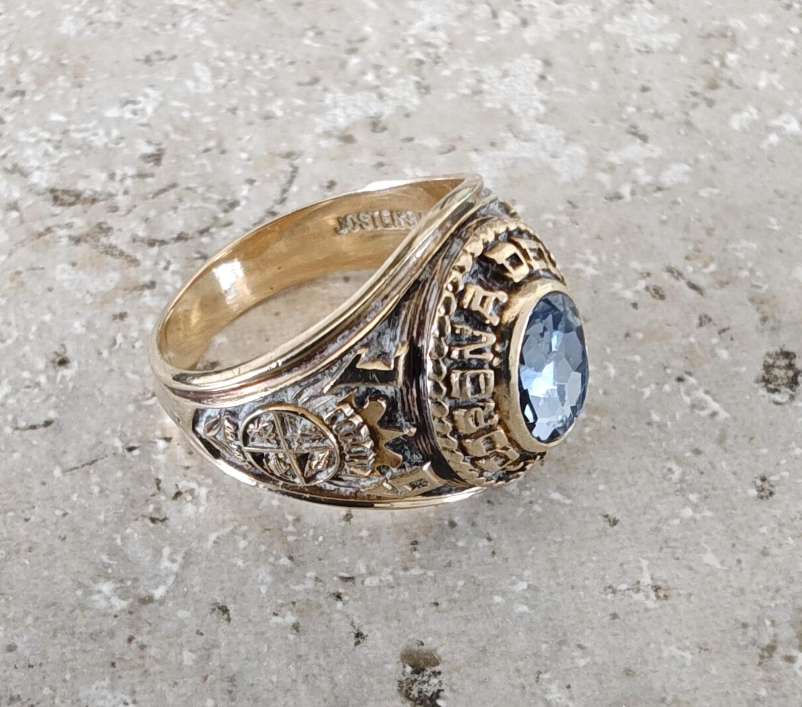 Vintage 1976 Women's Solid 10K Gold High School Class Ring Size 6 With Aquamarine Stone Class ...