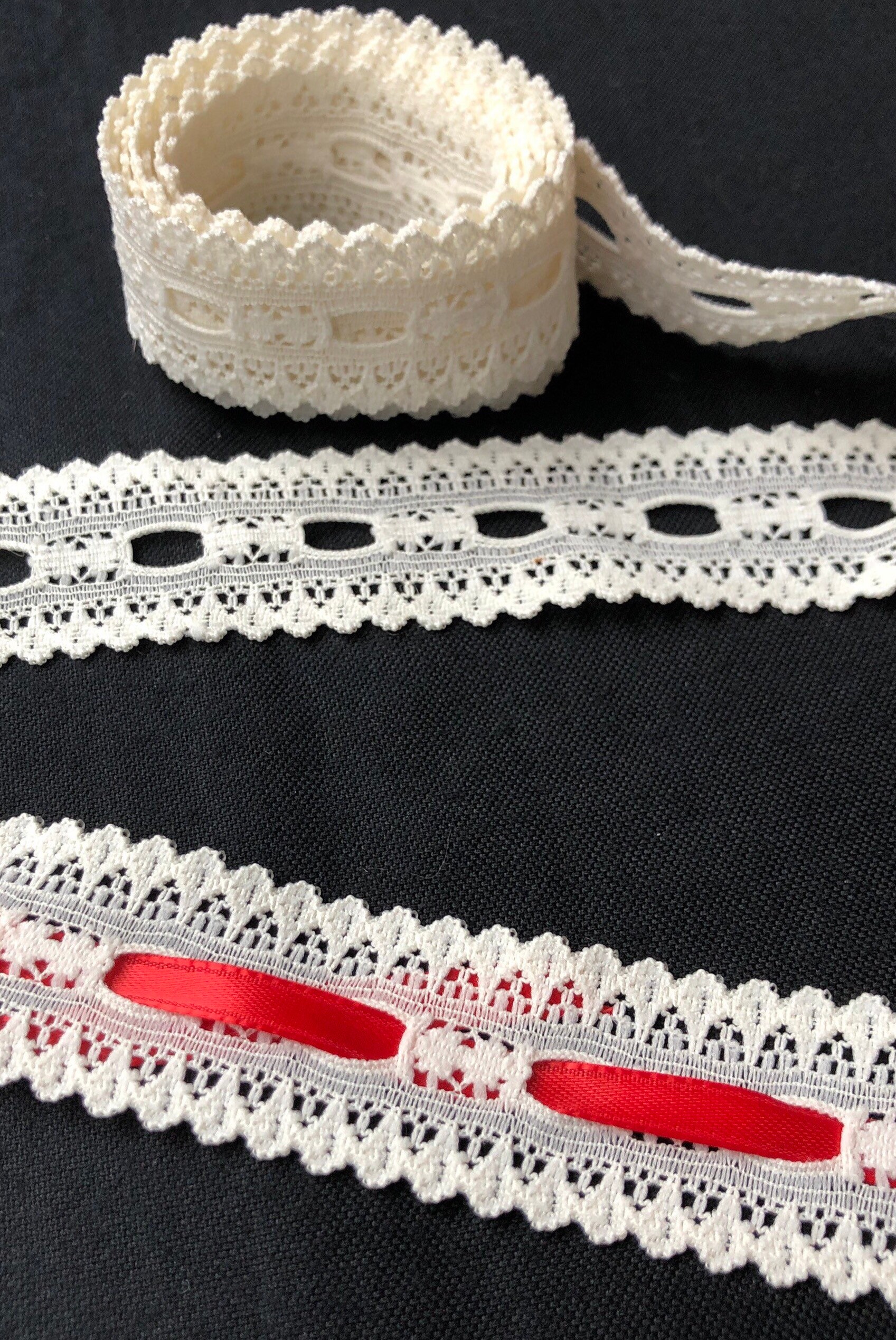 Vintage White Lace Trim 1 1/4 Inch Wide 1 2/3 Yards Long - Etsy