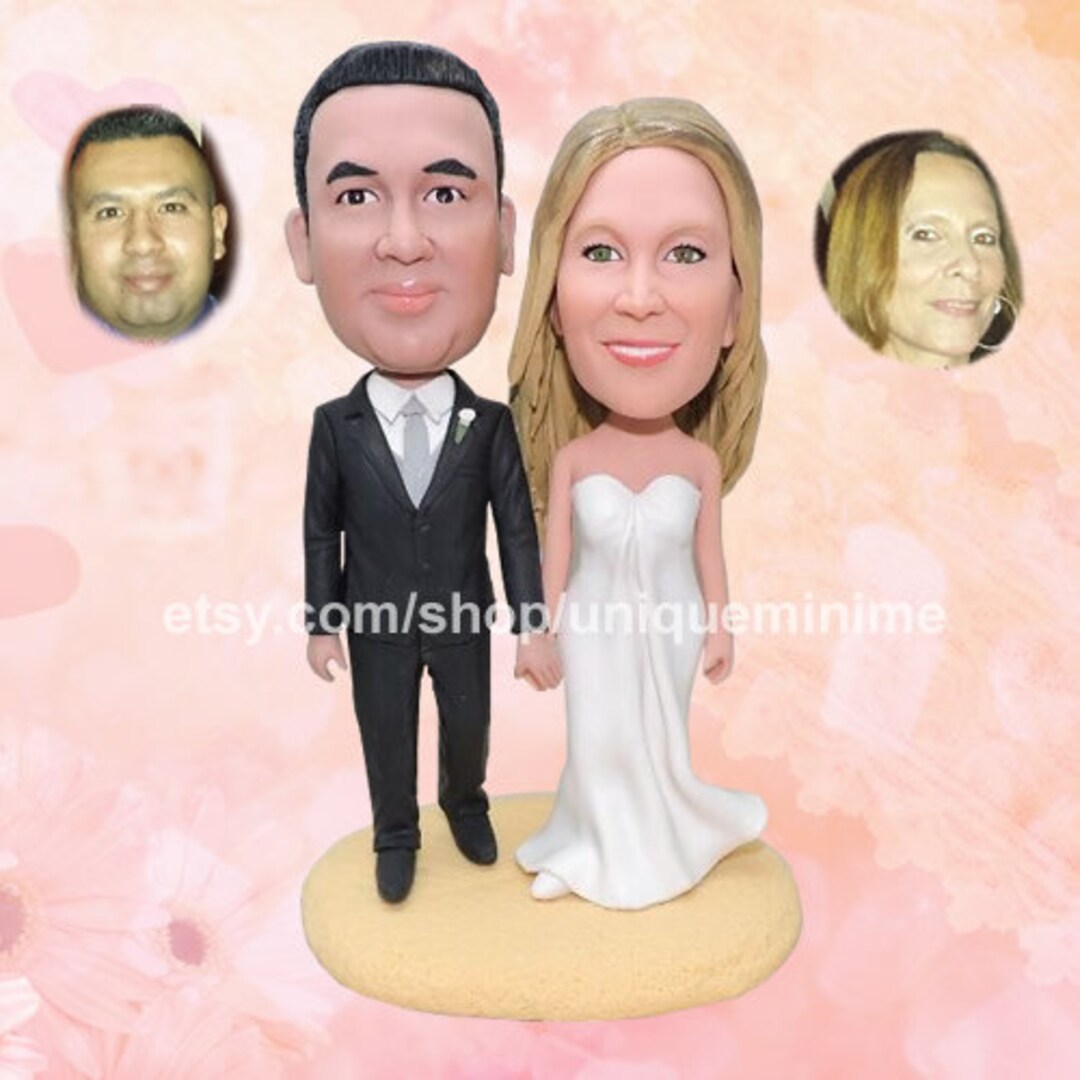 Mr and Mrs Cake Topper - Wedding Cake Topper - Custom Bobblehead Dolls ...