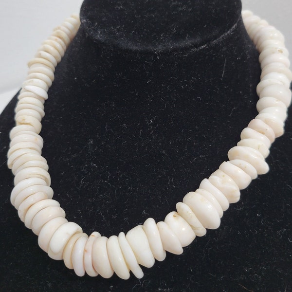 Large Shell Necklace - Etsy