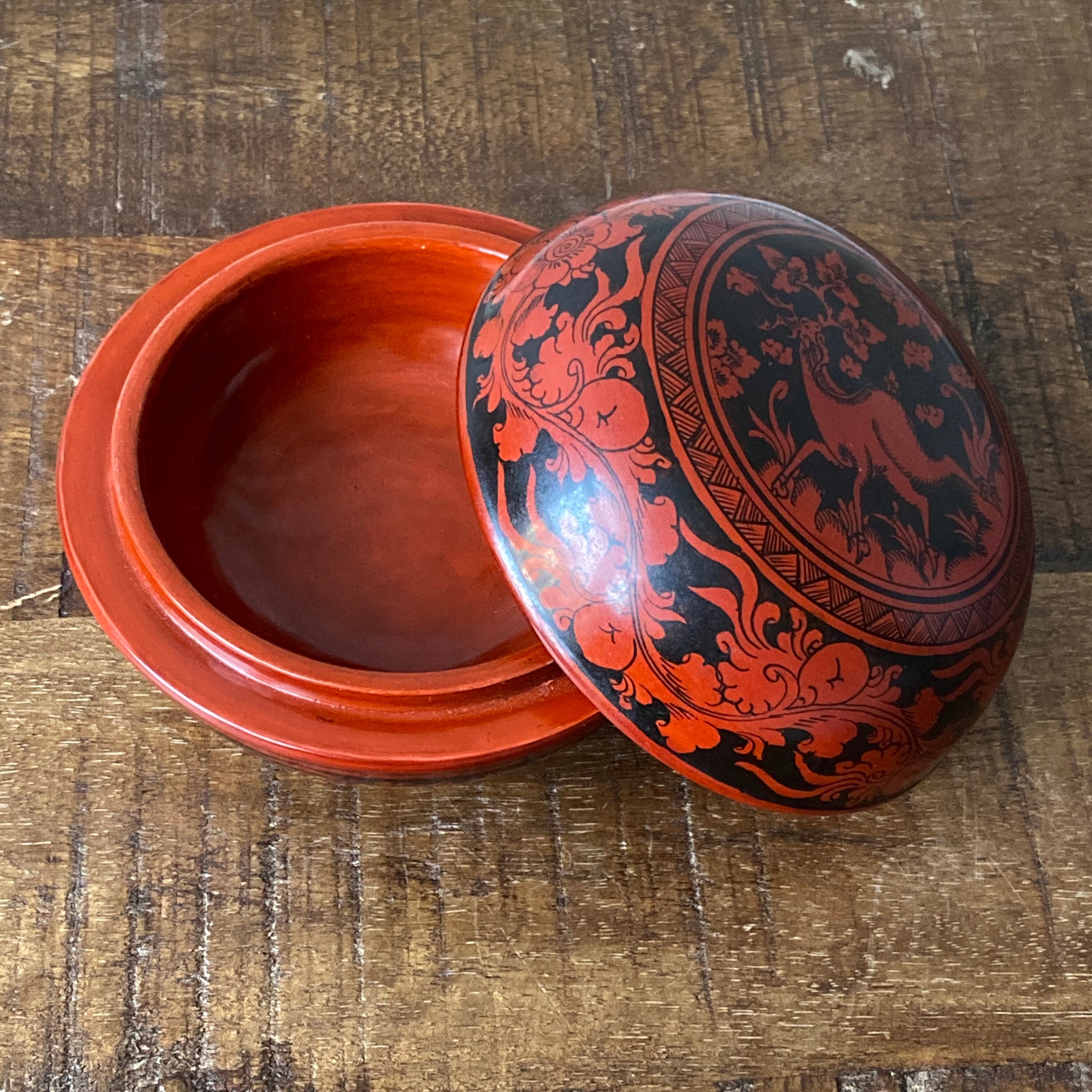 Vintage Hand Painted Japanese Lacquer Round Box Red Black Deer and ...