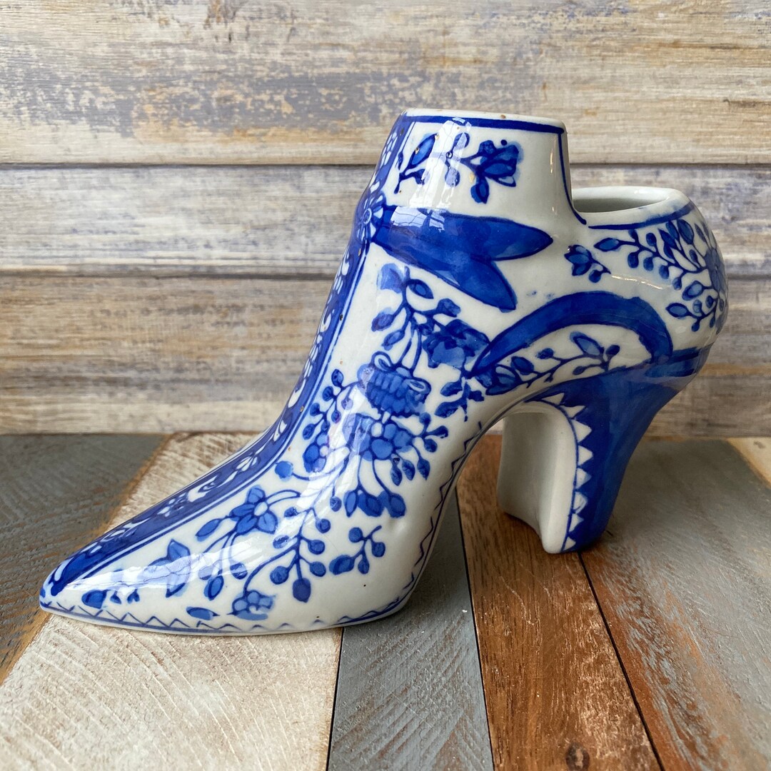 Vintage English Delft Ware Pottery Blue and White Shoe Decorative ...