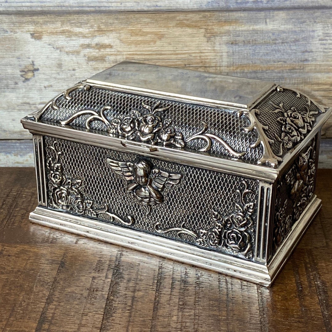 Vintage Silver Plated Cherubs and Roses Decorated Trinket Jewellery Box ...