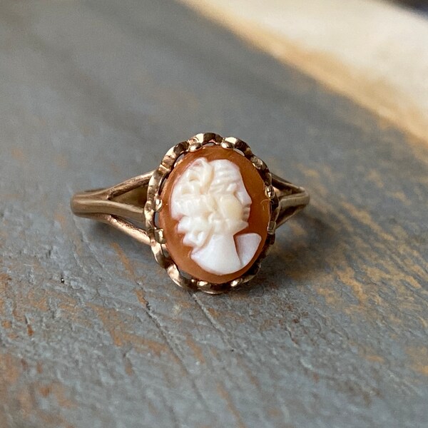 Carved Shell Ring - Etsy