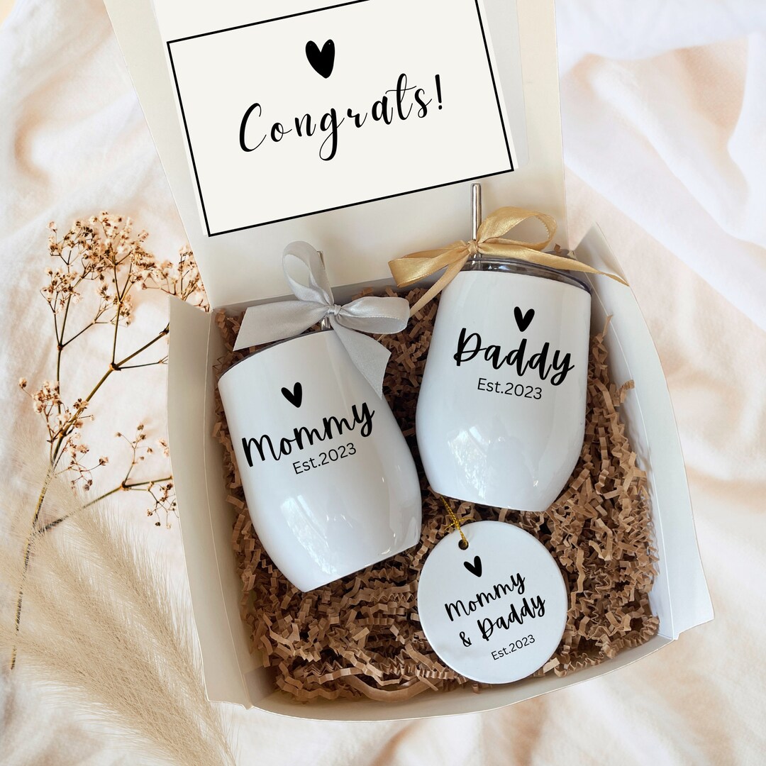 New Parents Gift Basket With Mommy Daddy Personalized Tumblers - Etsy