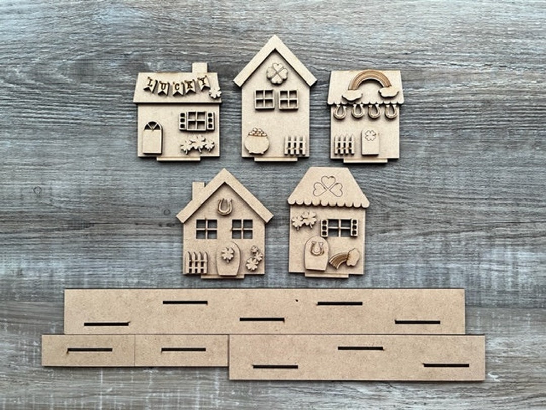 St Patrick's Day Houses/ St Patricks Houses/ Standing Houses/ Small St ...