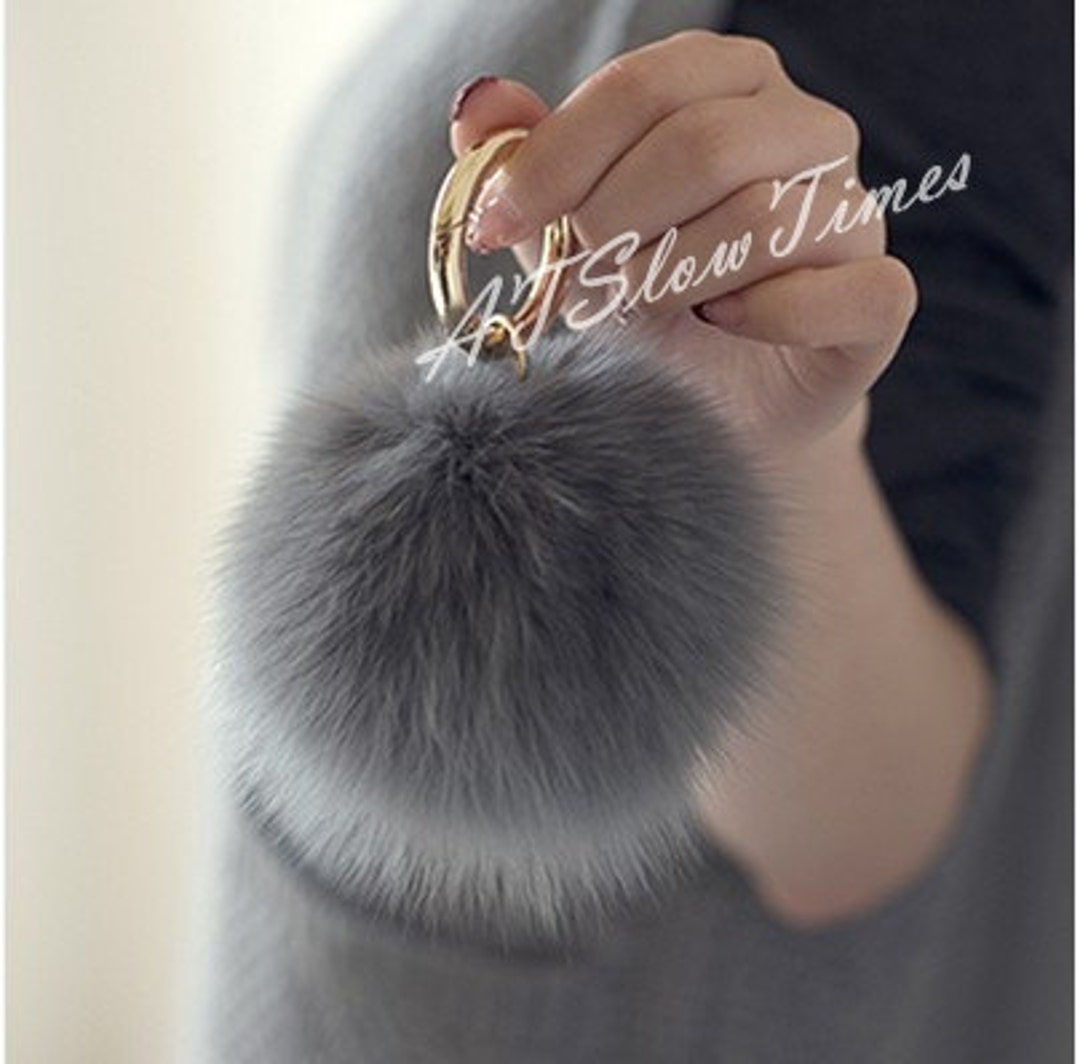 Fluffy Bag Charms Keychain Pom Pom Fuzzy Ball Key Chain Handmade Fur ...