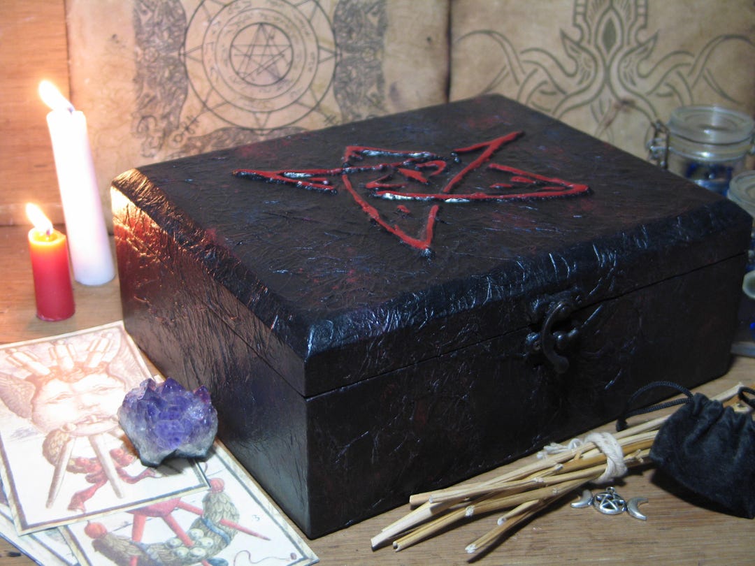 H.P. Lovecraft, Azathoth Storage Box, Handmade, Trading Card Game ...