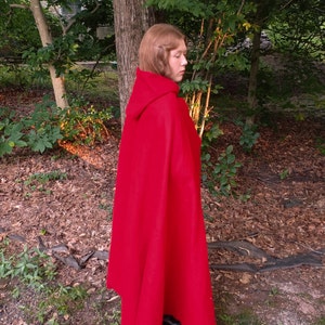 Felt Fabric Hooded Sleeveless Cloaks (warm, Thick Felt Fabric, One ...