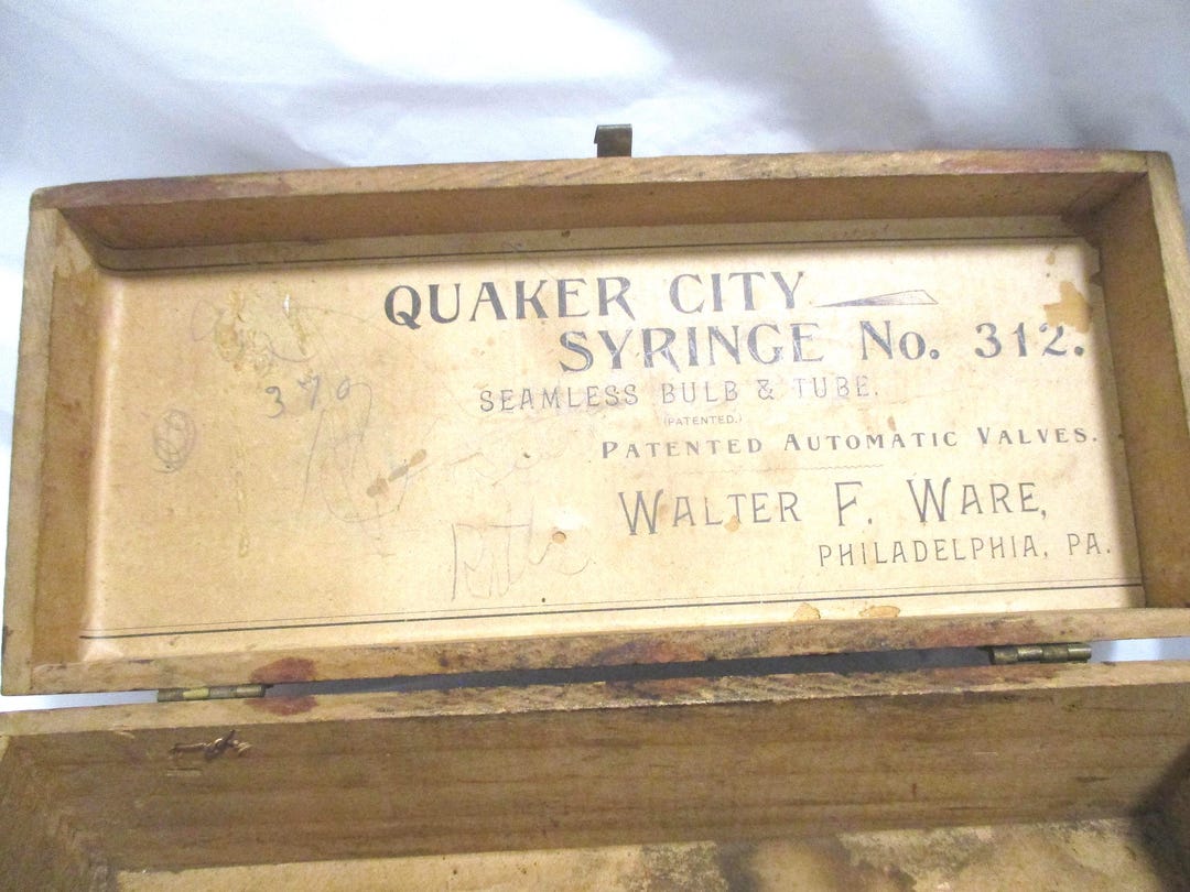Collectible Wooden Box: Vintage Quaker City Syringe Box No 312, Walter ...