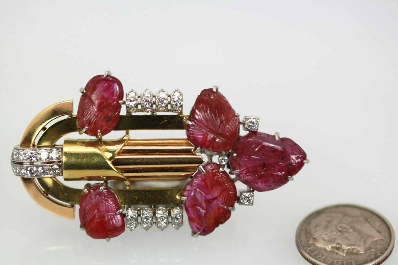 Art Deco Carved Ruby and Diamond Brooch 20 Carats 18k Yellow - Etsy