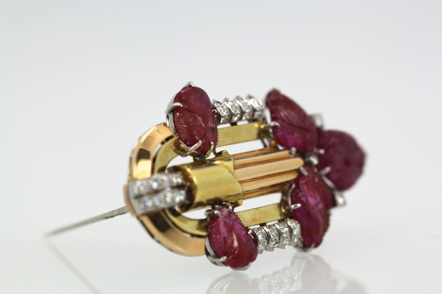 Art Deco Carved Ruby and Diamond Brooch 20 Carats 18k Yellow - Etsy
