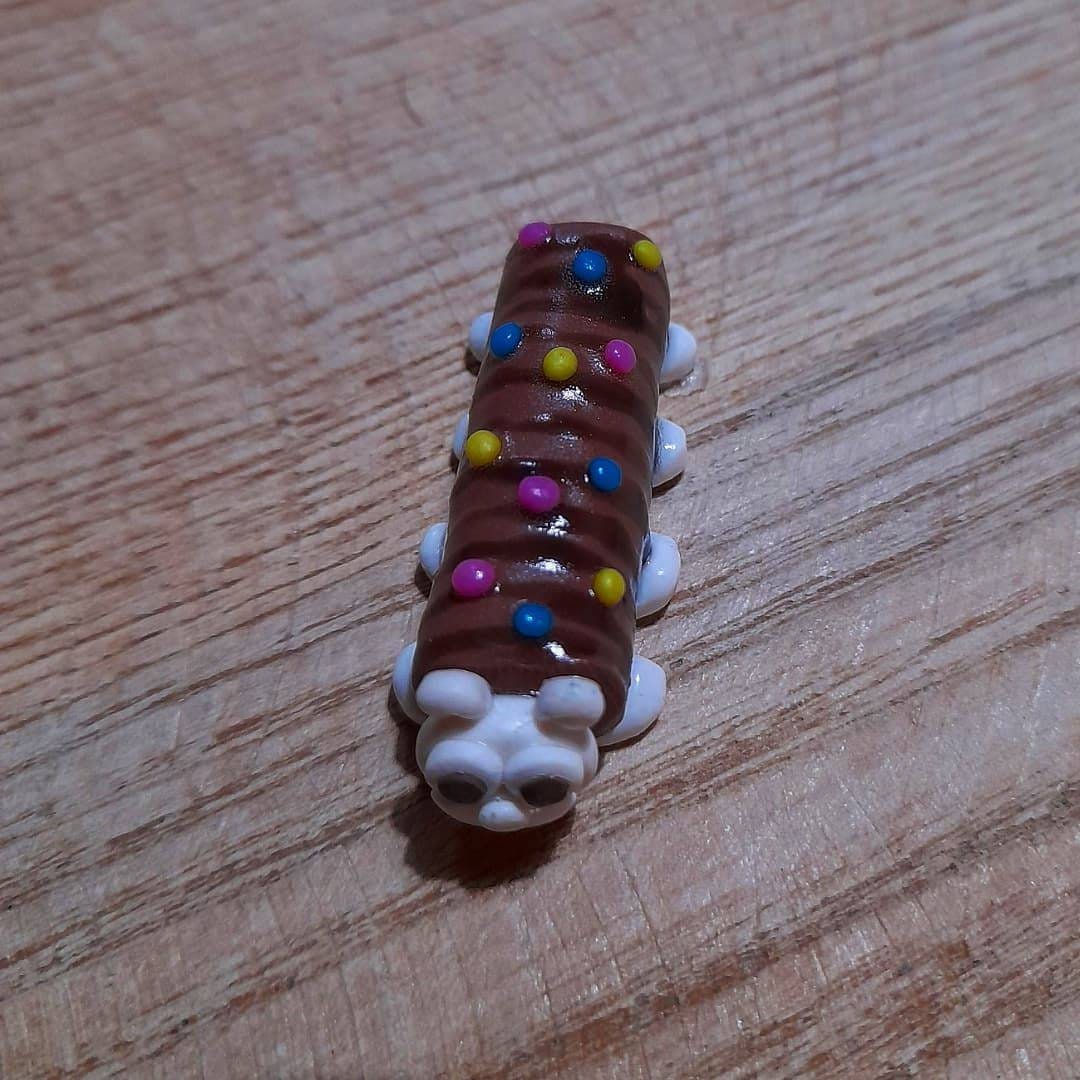 1:12 scale Colin the Caterpillar cake fridge magnet miniature food gift ...