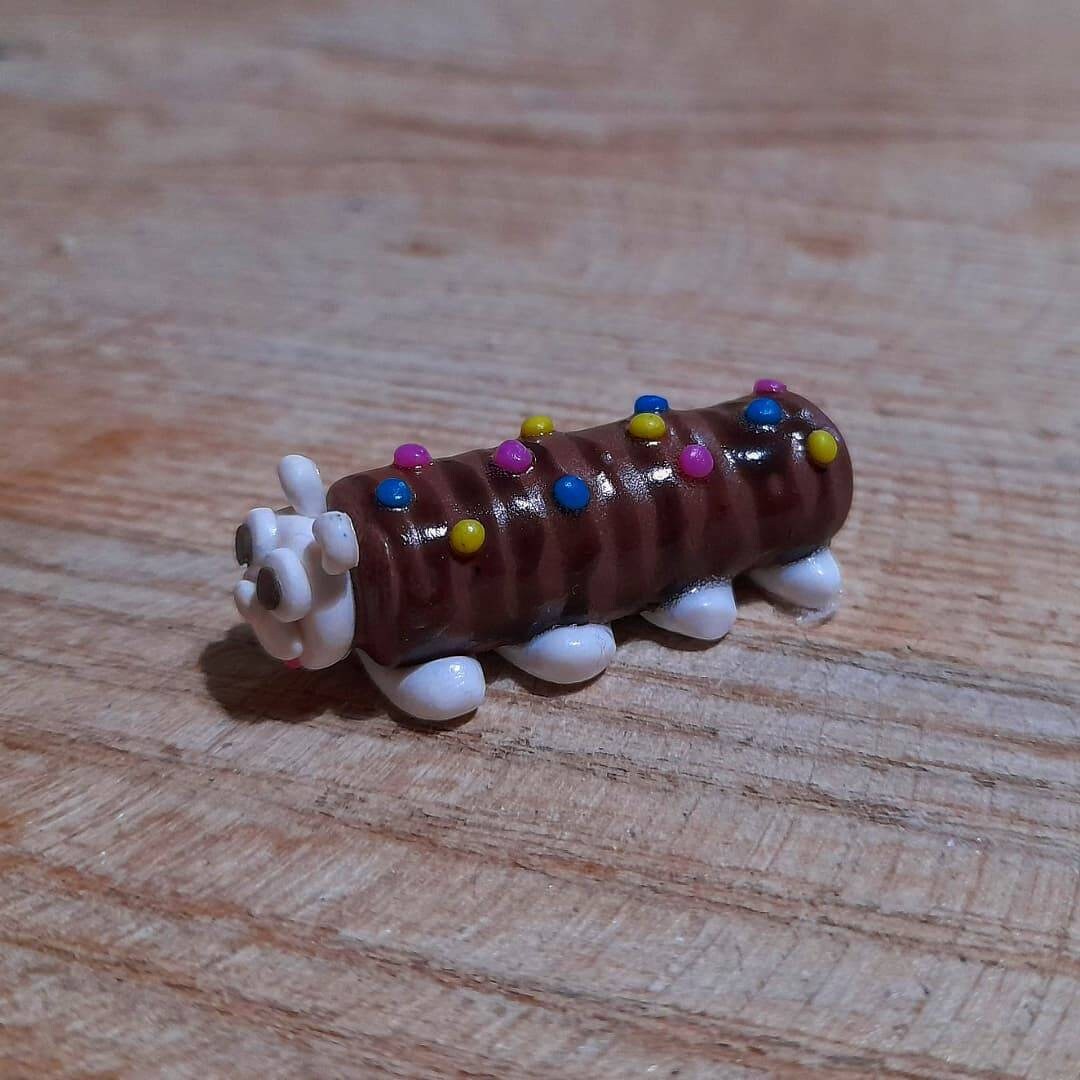 1:12 scale Colin the Caterpillar cake fridge magnet miniature food gift ...