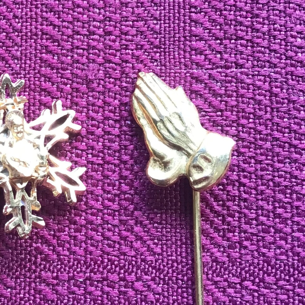 Pair of Gold Stickpins/ Praying Hands/ Religious Icon/ Snowflake Design ...