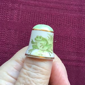 LizzysBibsandBobs - Etsy
