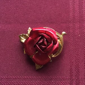 Small Red Rose Brooch/ Vintage Floral Pin/red and Gold Pin/gift for Her ...