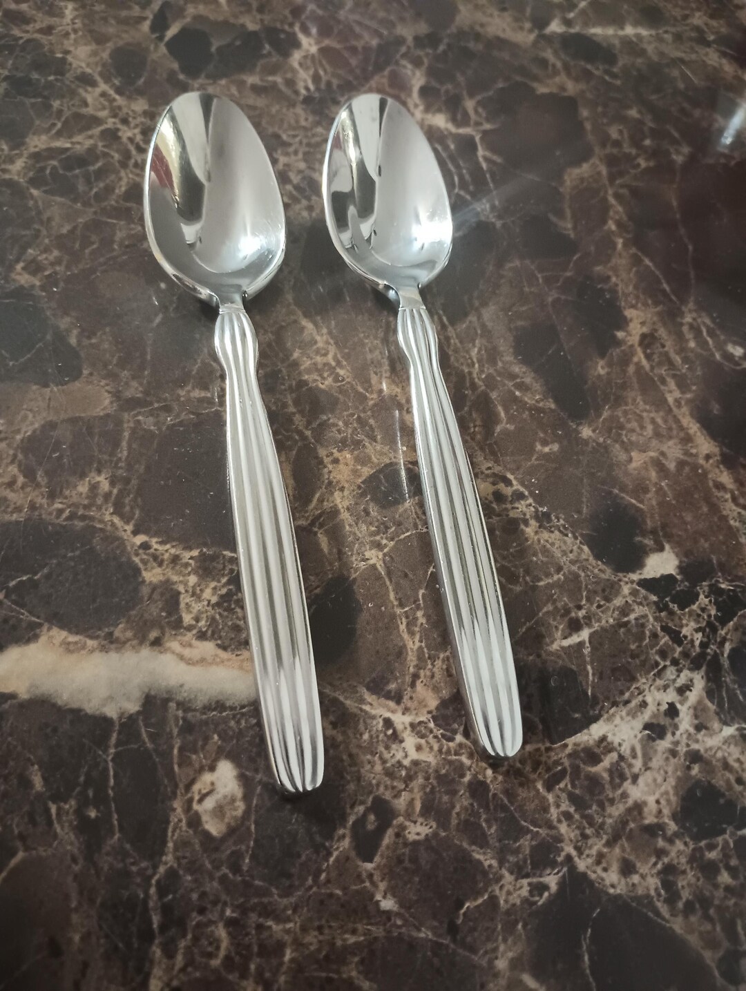 Oneida Aiken Set of 2 Teaspoons Glossy Stainless Steel Flatware - Etsy