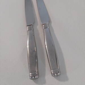 Tuttle Tiara 2 Dinner Knives Glossy Stainless Flatware - Etsy