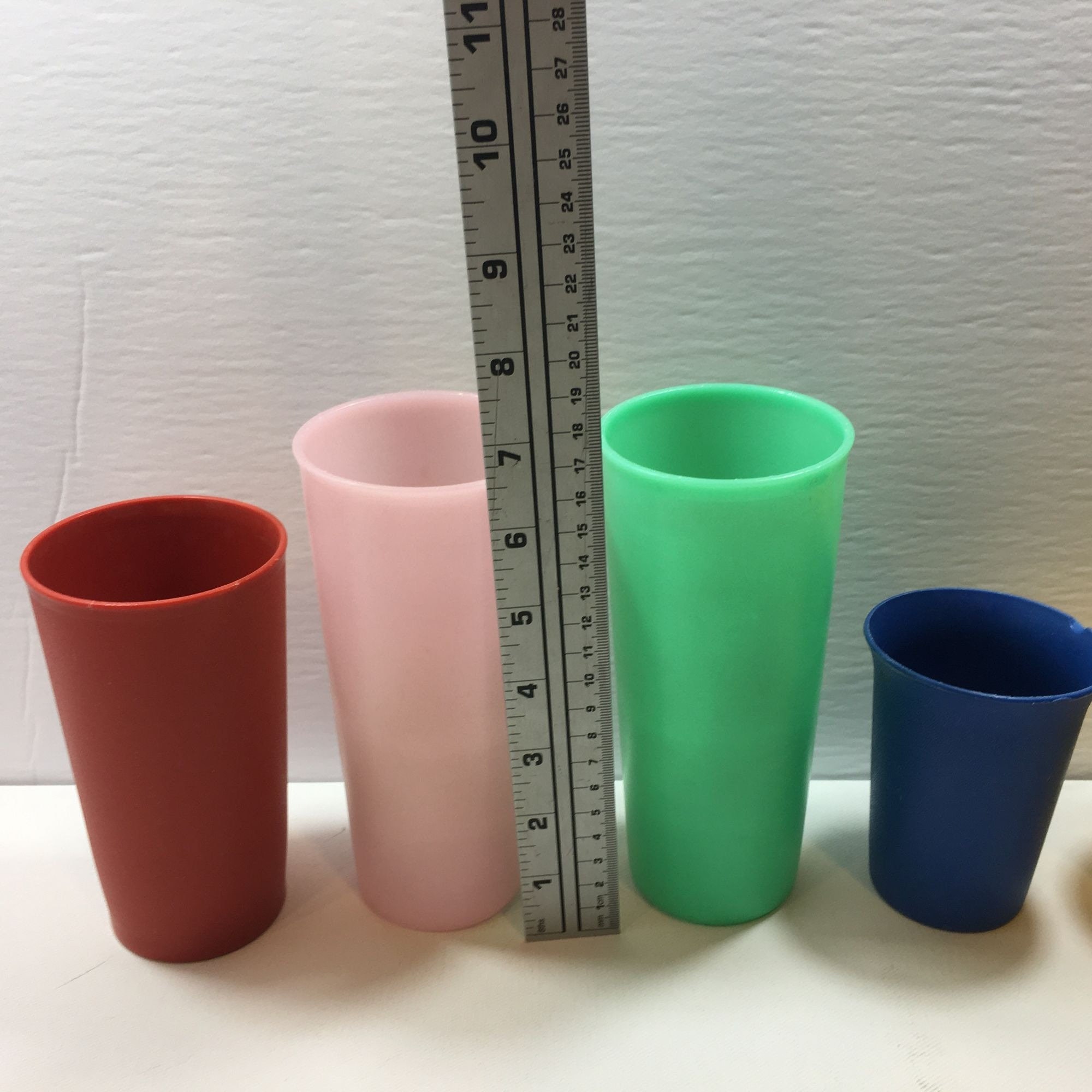 Vintage Tupperware Rubbermaid Food Saver Dishes Containers Cups Boxes ...