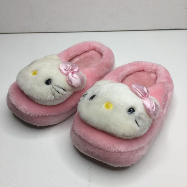 Hello Kitty's Slippers - Etsy