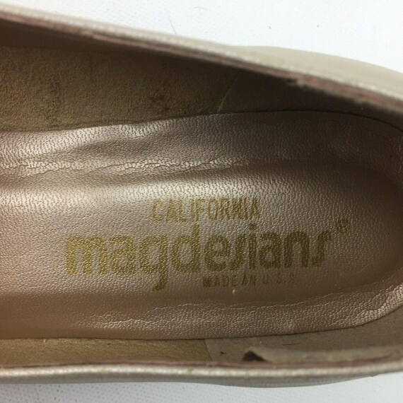 California Magdesians Womens Beige Leather Slip-On Sh… - Gem