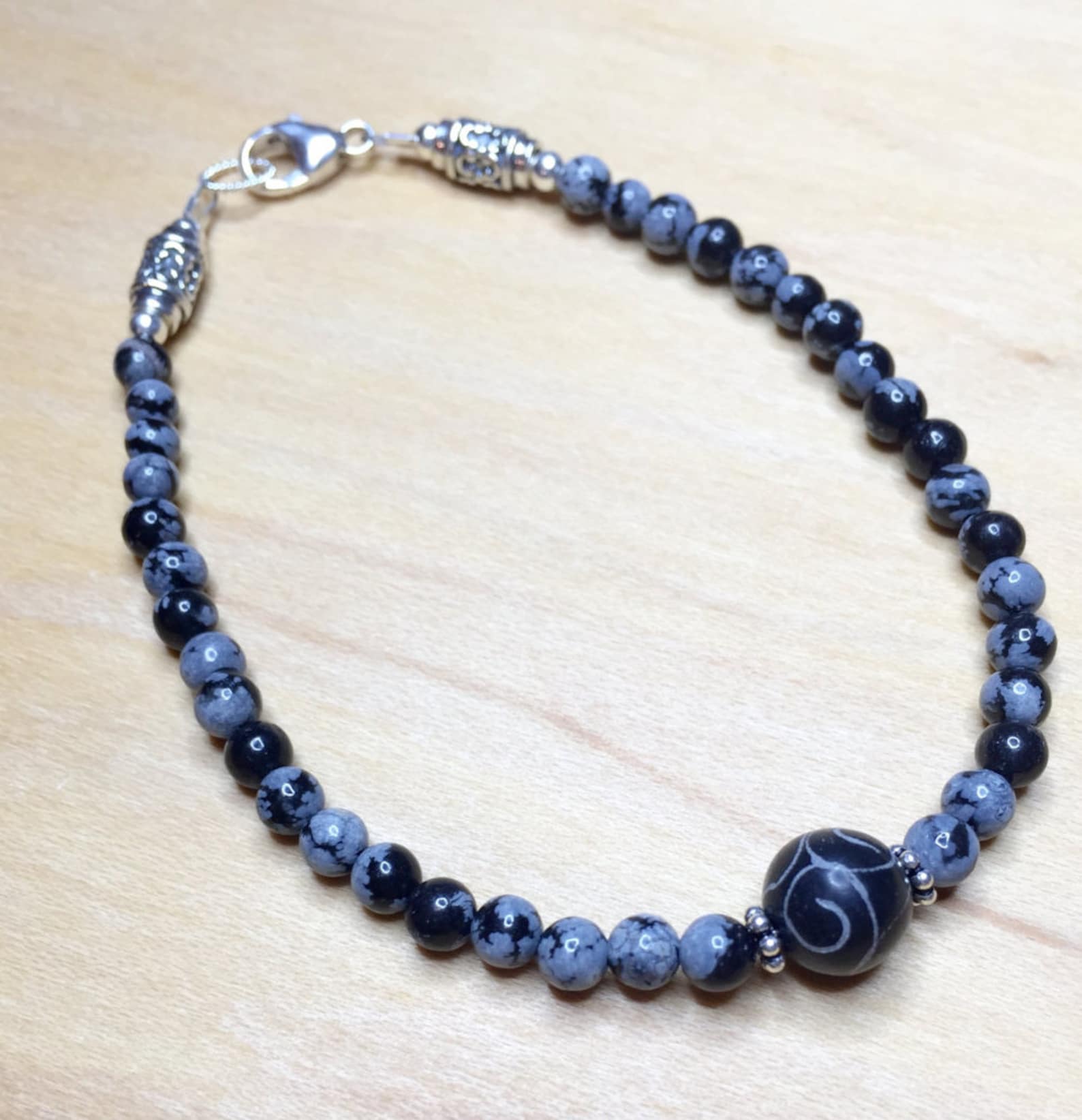 Pulsera negra y gris pulsera de obsidiana de nieve pulsera | Etsy