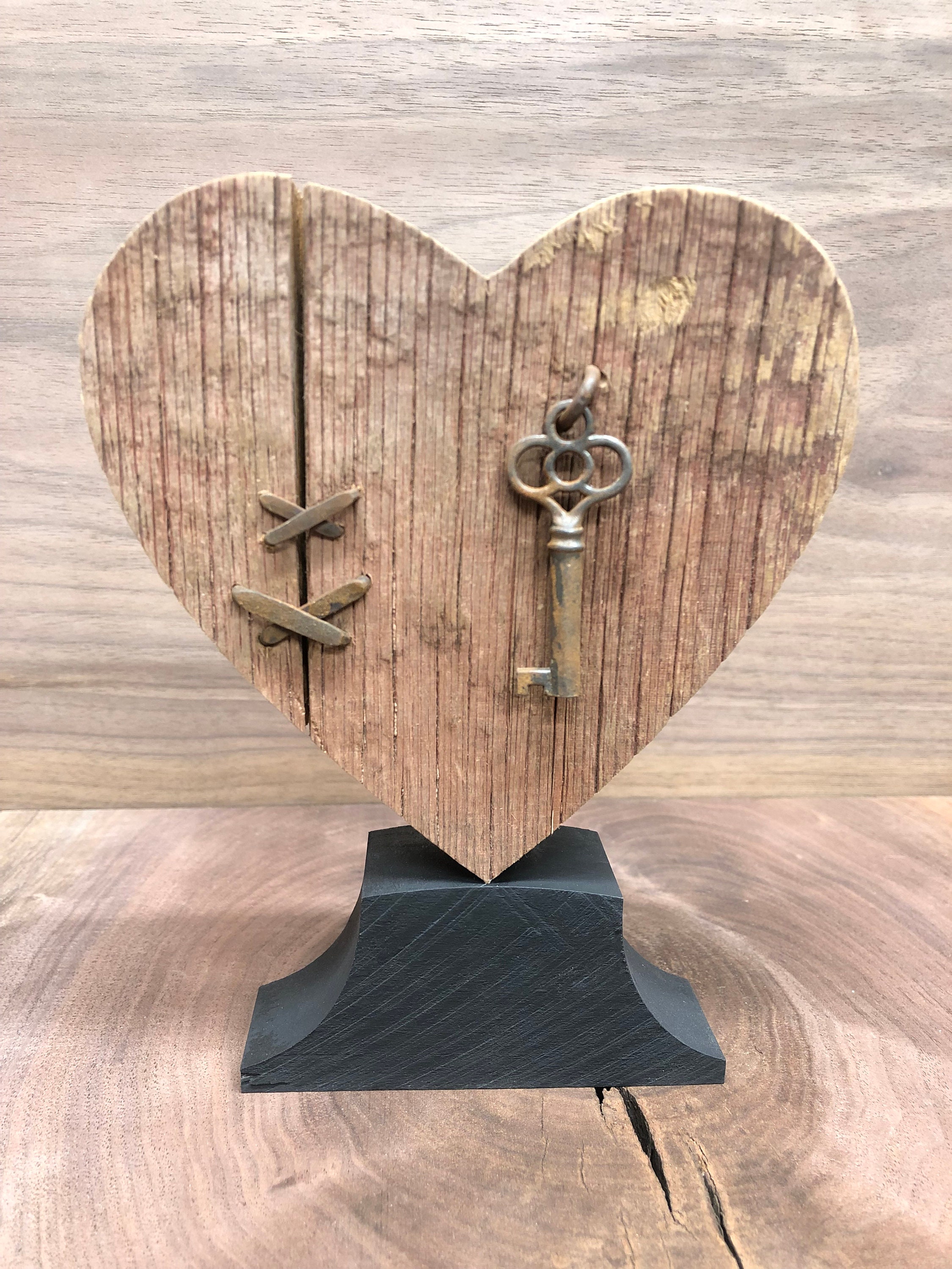 Heart Rustic Barn Wood Heart With Antique Key - Etsy