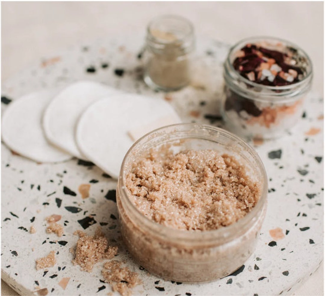 Spiced Honey Oat Scrub Recipe | Natural Exfoliating Body Scrub Recipe ...