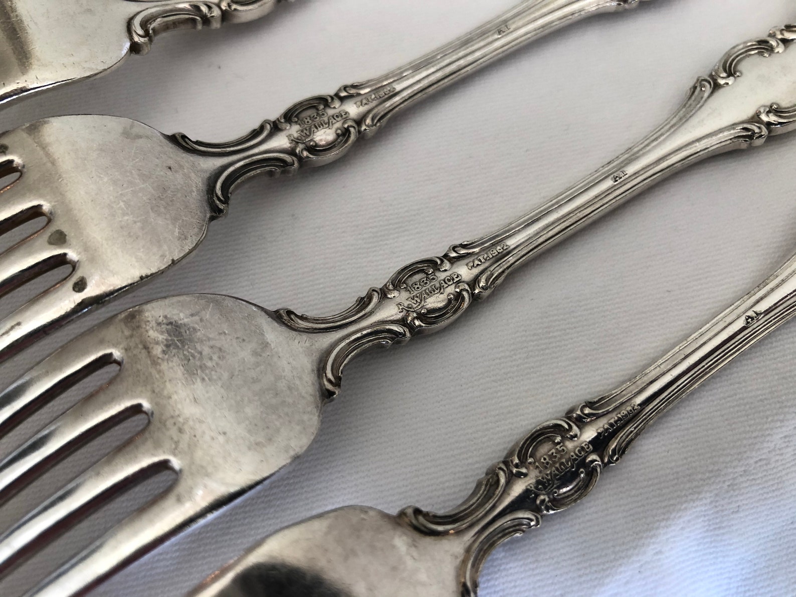 1902 Troy Pattern by 1835 R. Wallace/set of Nine Silver Plate - Etsy