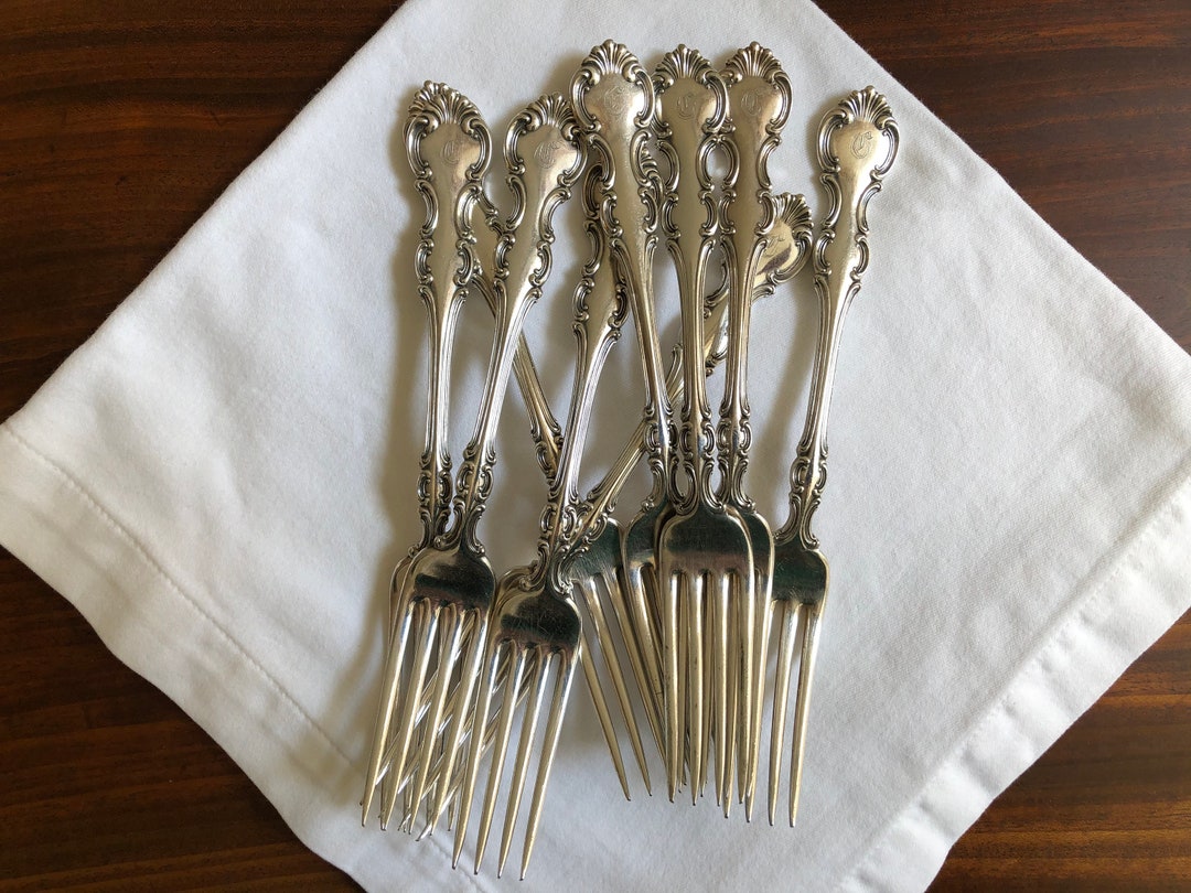 1902 Troy Pattern by 1835 R. Wallace/set of Nine Silver Plate Dinner ...
