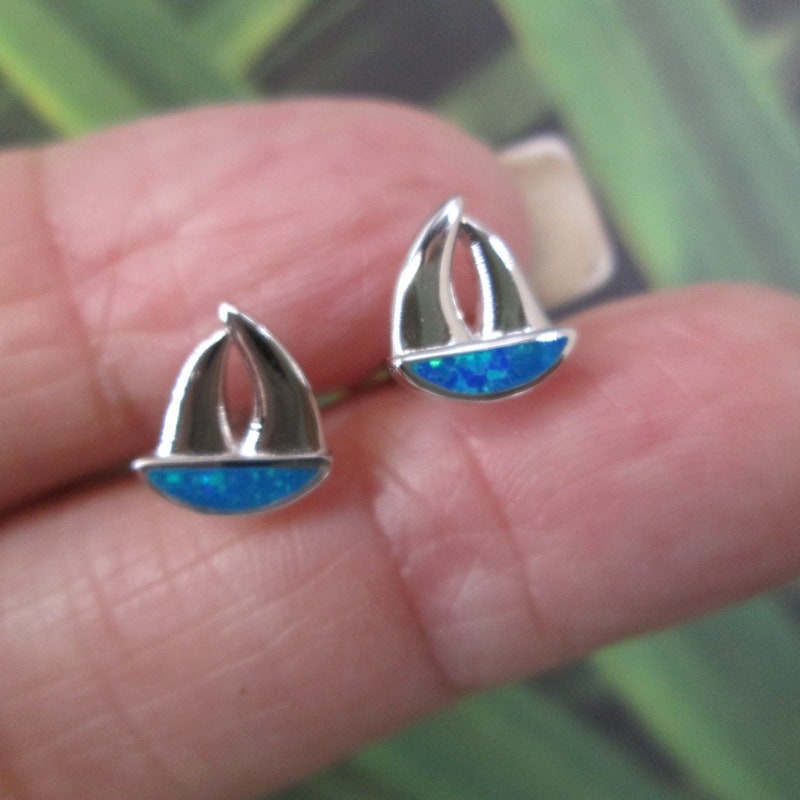 Vintage Sailboat Earrings - Etsy