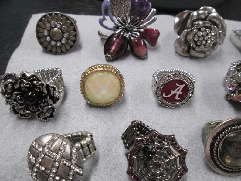 Stretchable Rings>fun & Fabulous Stretch Rings> 24 Styles to Choose ...