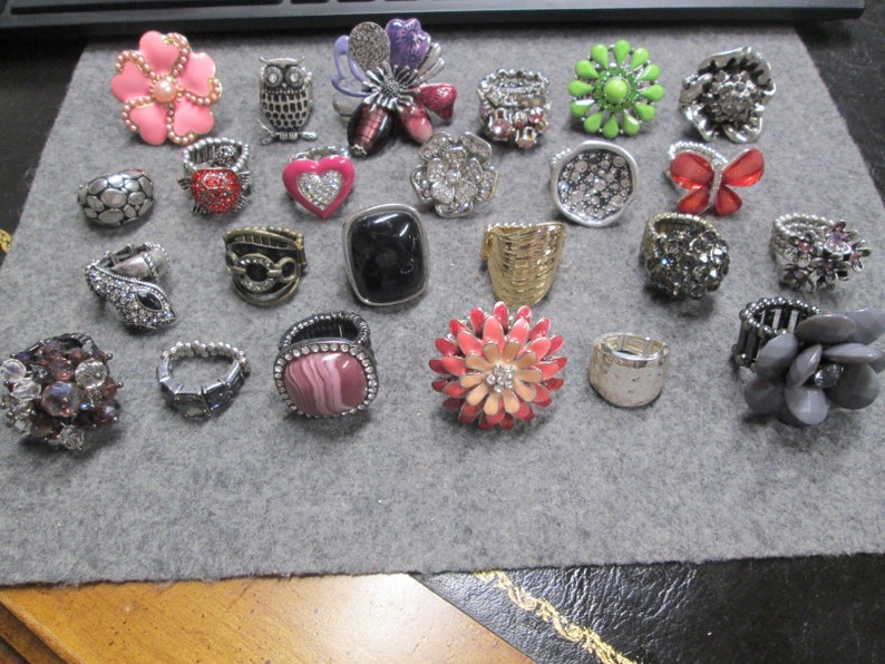 Fun & Fabulous Stretch Rings 24 Styles to Choose - Etsy